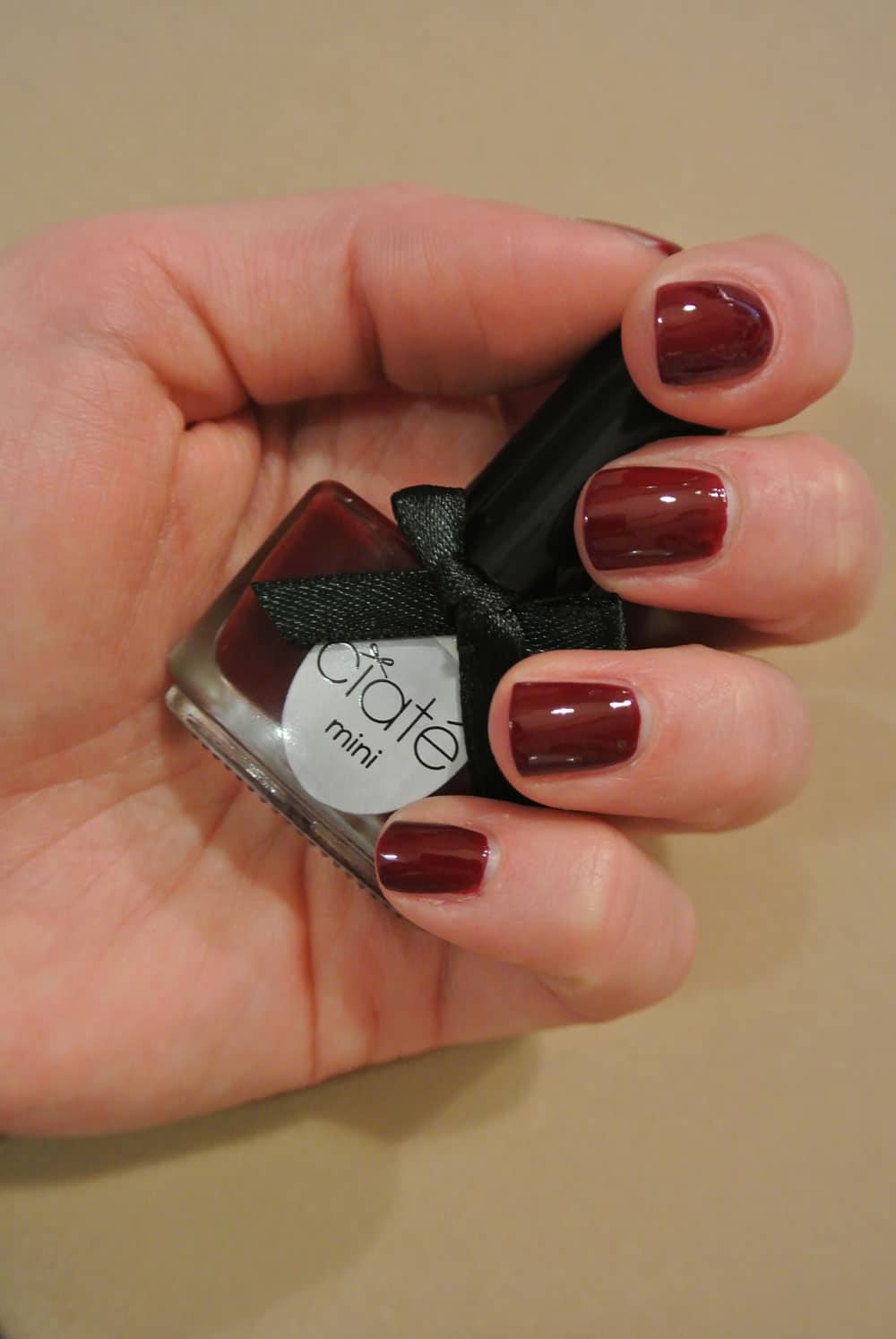 Mini Mani Month par Ciaté #2 | Mary Cherry